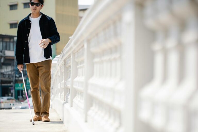 LinkedIn Visuals: A Comprehensive Guide to LinkedIn Banner and Cover ...